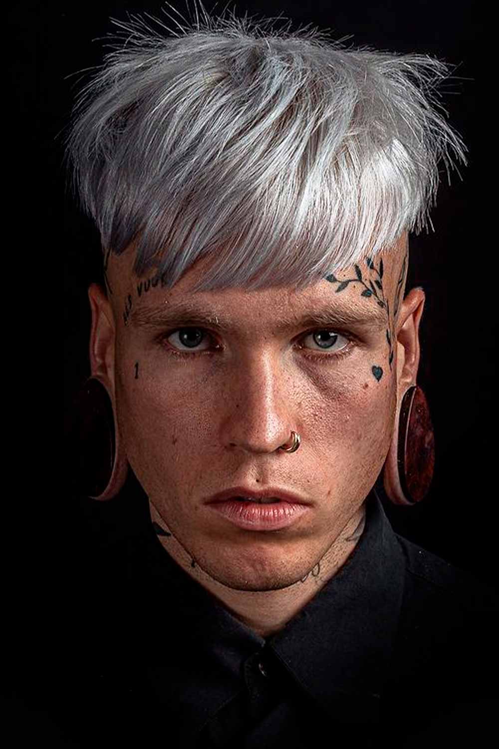 33 Men's Bowl Cut Ideas That Prove the Retro Comeback