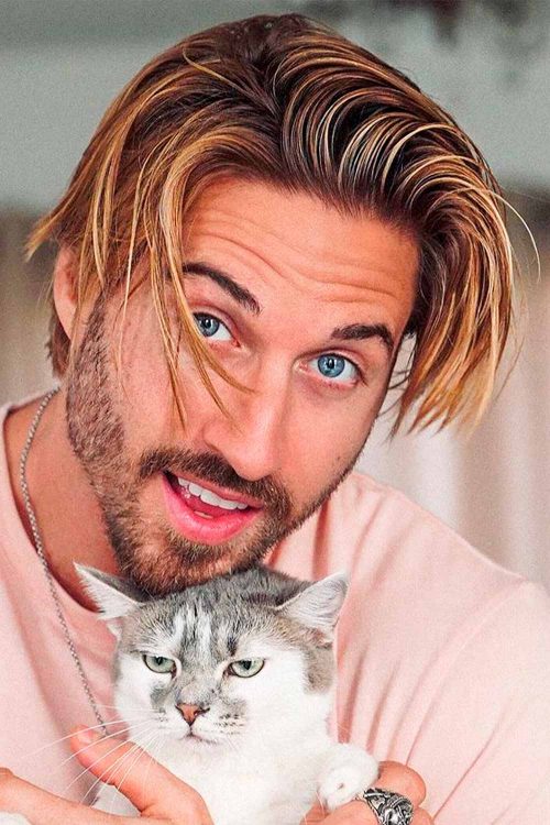 40 Exelant Hairstyles For Men With Straight Hair