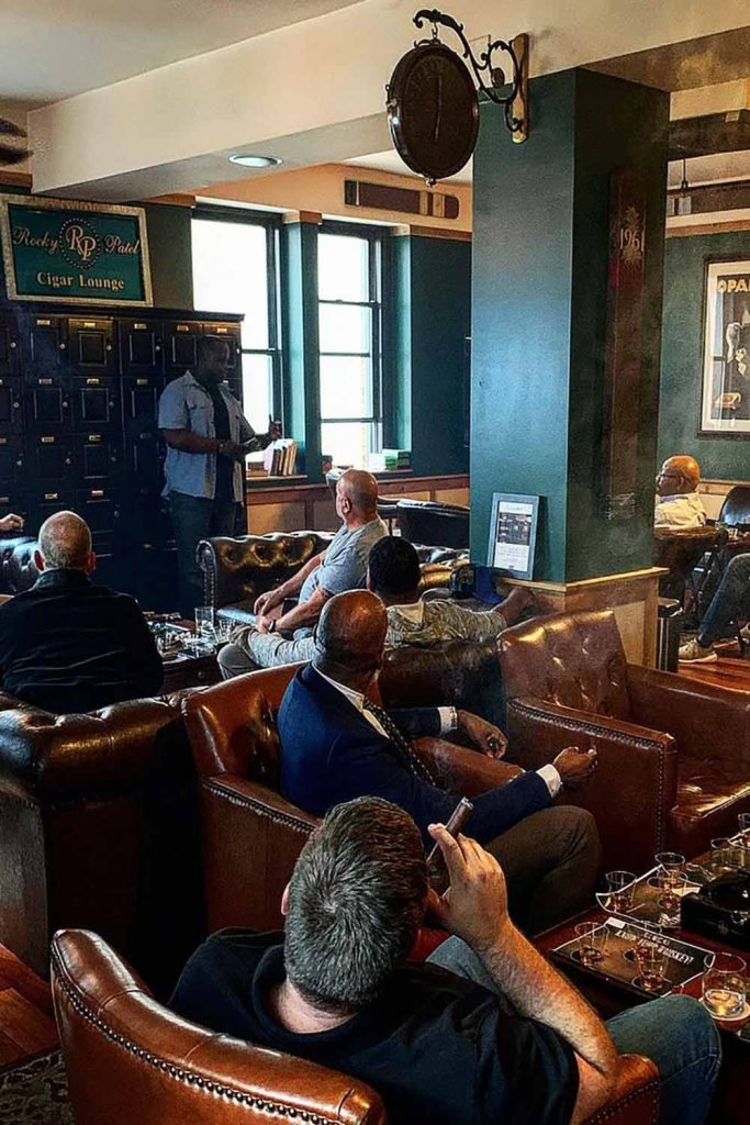 Top 10 Barber Shops In Baltimore - Mens Haircuts