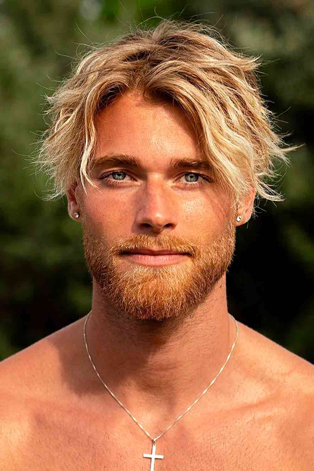 25 Middle Part Hairstyles For Men To Rock