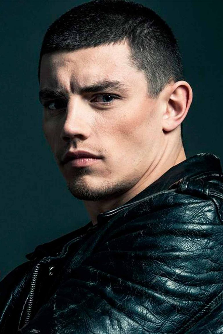 25 Simple Hair Styles Men Should Get Next Year - Mens Haircuts