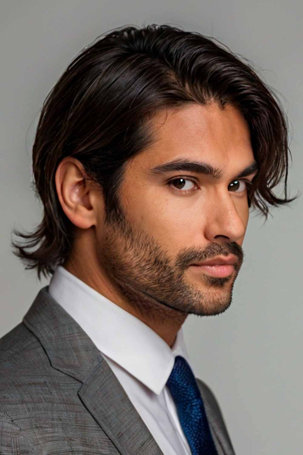 25 Middle Part Hairstyles For Men To Rock
